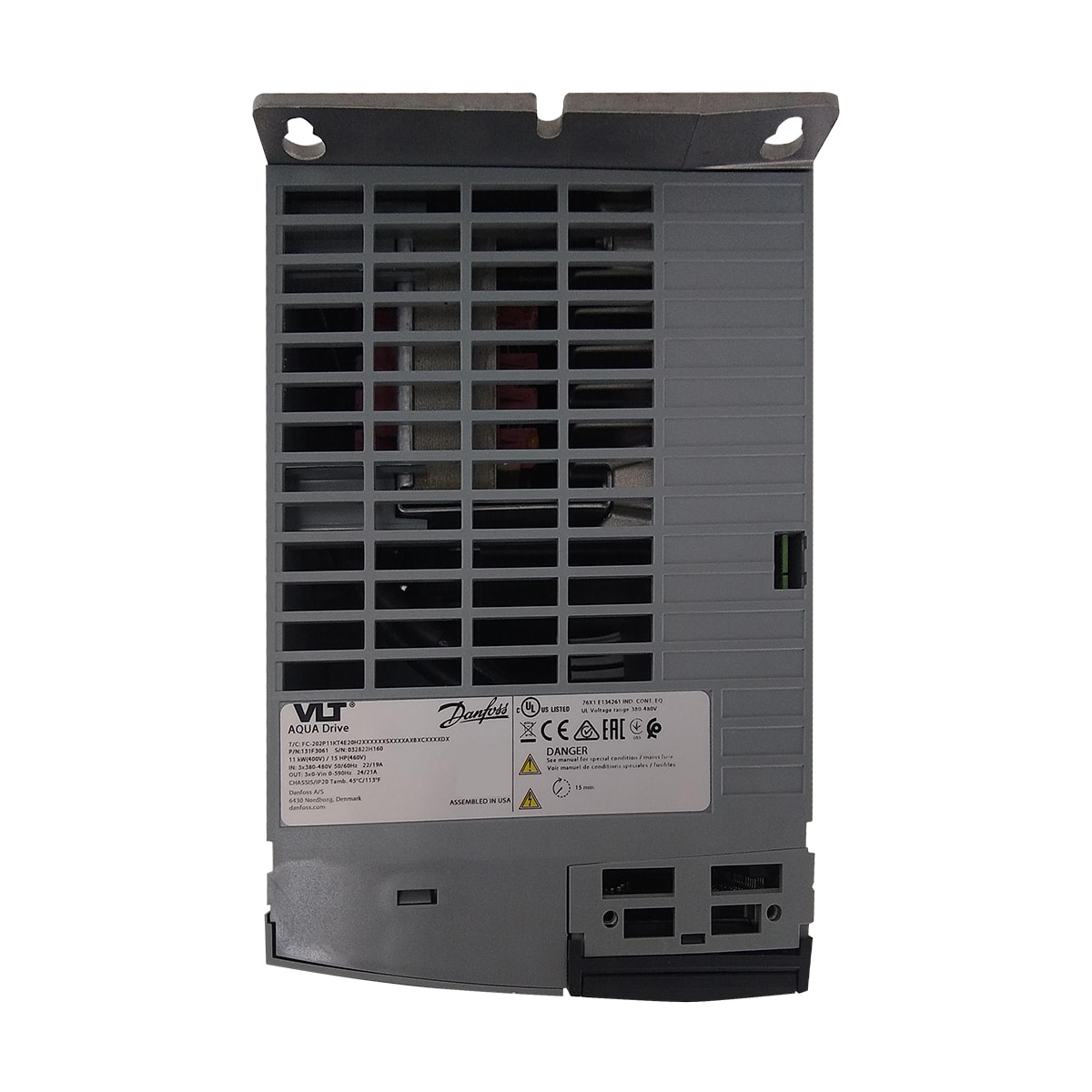 Inversor de Frequência Trifásico Danfoss 15CV 24A 380/480V 131F3061